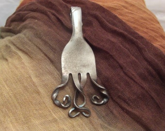 Items similar to Repurposed fork pendant necklace on Etsy