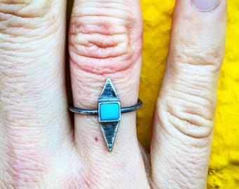 Double Point Spear Statement Ring