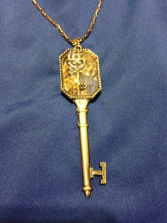 Items similar to Gold Key with Key Inside Necklace-Klippel Feil ...