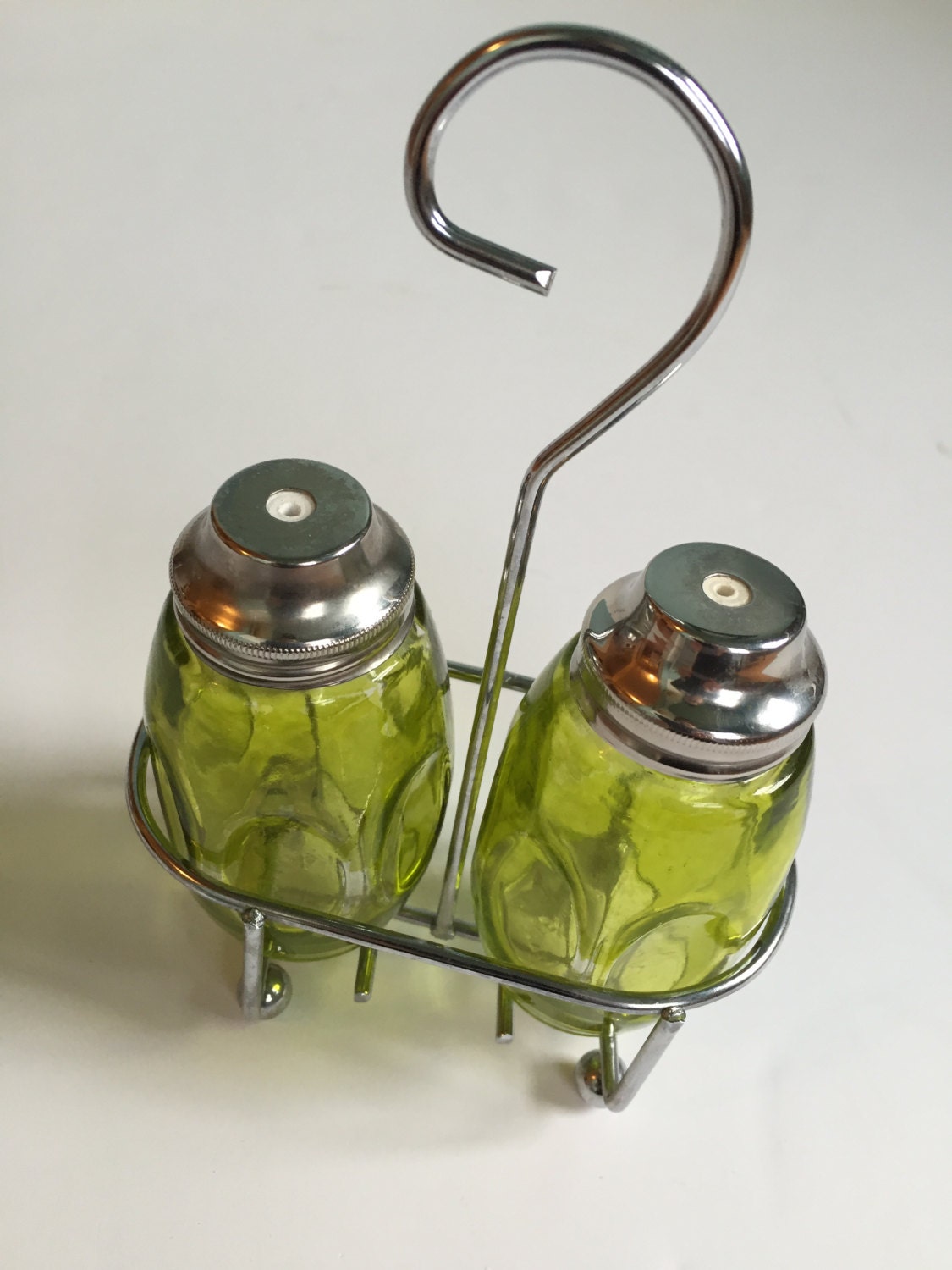 Vintage Antique Airko Green Shakers With Caddy, Airko Salt And Pepper ... Vintage Antique Airko Green Shakers With Caddy, Airko Salt And Pepper ...
