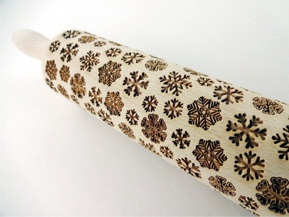 Snowflake Embossing Rolling Pin. SNOWFLAKE pattern. Engraved