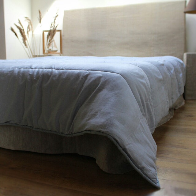 Handmade all-natural linen covers & wool filled by LabosNakties