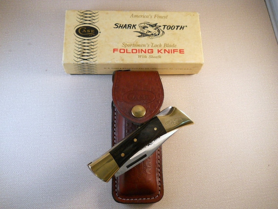 Case Shark Tooth 1980 10 dot Lockback Knife with Original
