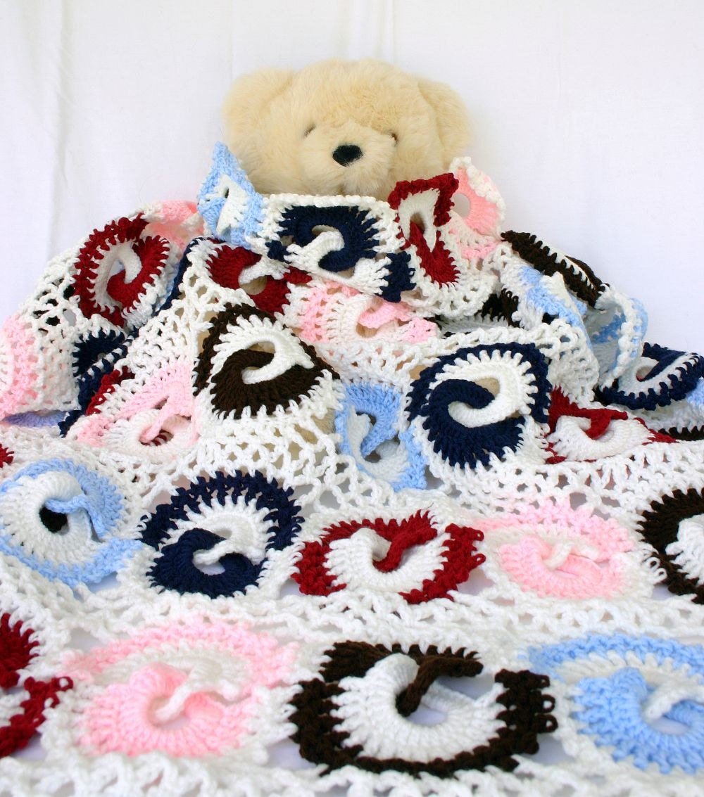 Crochet afghan interlocking rings white navy blue burgundy red