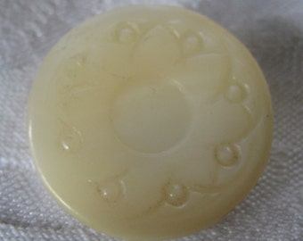 Colonial buttons | Etsy