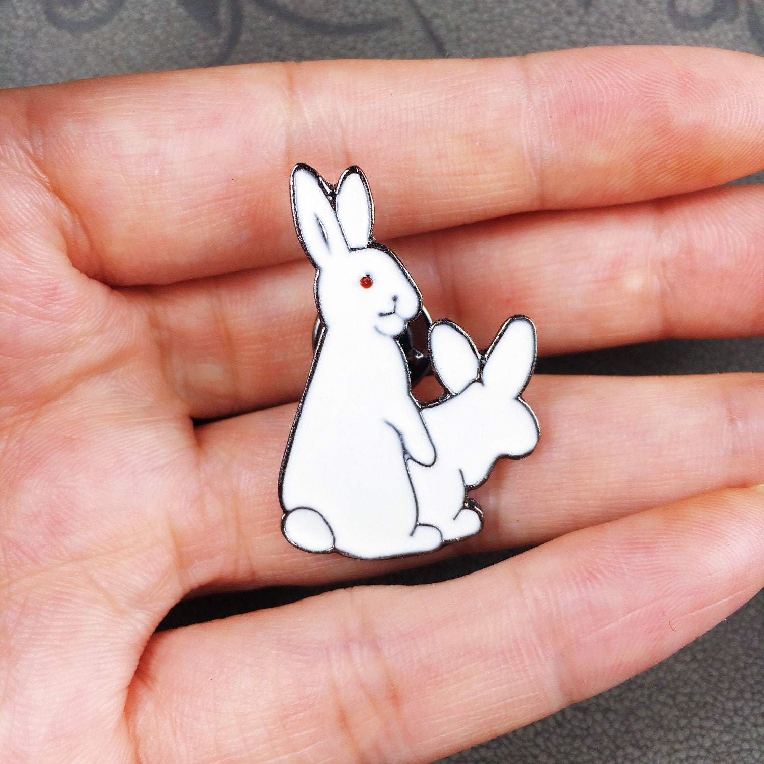enamel pin rabbit Mashimaro pins cute pin creative brooch pin metal ...