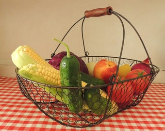 Chicken wire basket | Etsy