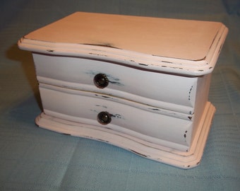 Items similar to Shabby Chic Jewelry Box on Etsy