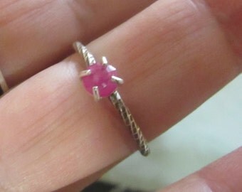 Small ruby ring | Etsy