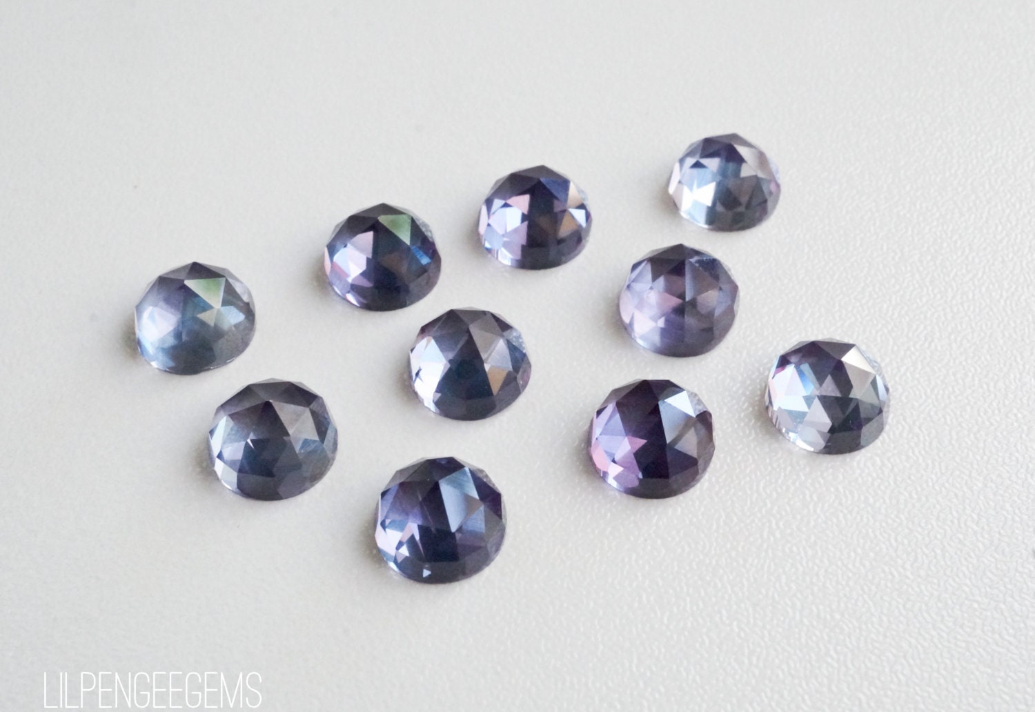 8mm rose cut Alexandrite cabochon. color changing. lab grown.
