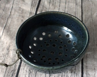 Berry bowl colander | Etsy