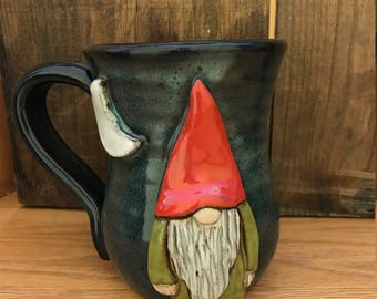 Mooning gnome | Etsy