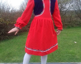 Polly Bell Vintage Art Fashion Jewellery by PollyBellVintage