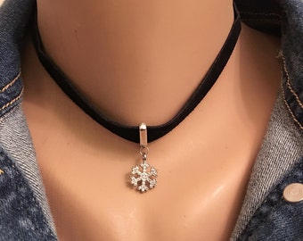 Snowflake choker | Etsy