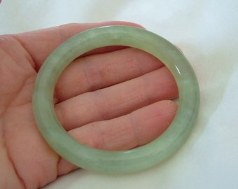 Nephrite jade bangle | Etsy