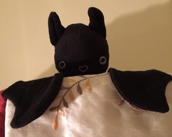 Bat plush | Etsy