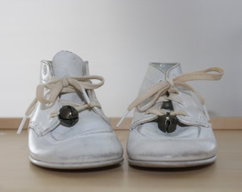 Baby shoe bells | Etsy