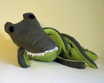 Reptile toy | Etsy