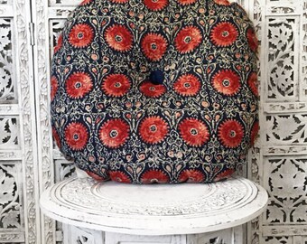 Velvet cushion | Etsy