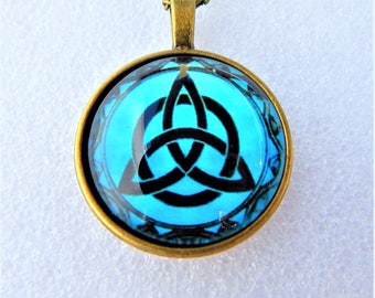 Celtic knot locket | Etsy