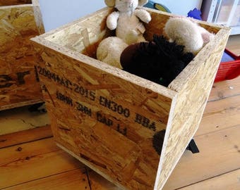 Box on wheels | Etsy