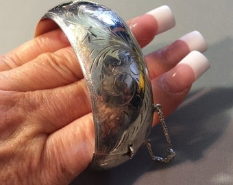 Wide silver bangle | Etsy