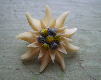 Edelweiss brooch | Etsy