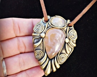 Handmade Mystic Healing crystal and stone by HandmadeMystic