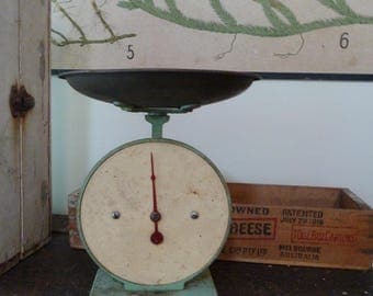 Antique scale | Etsy