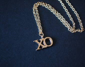 Xo necklace | Etsy