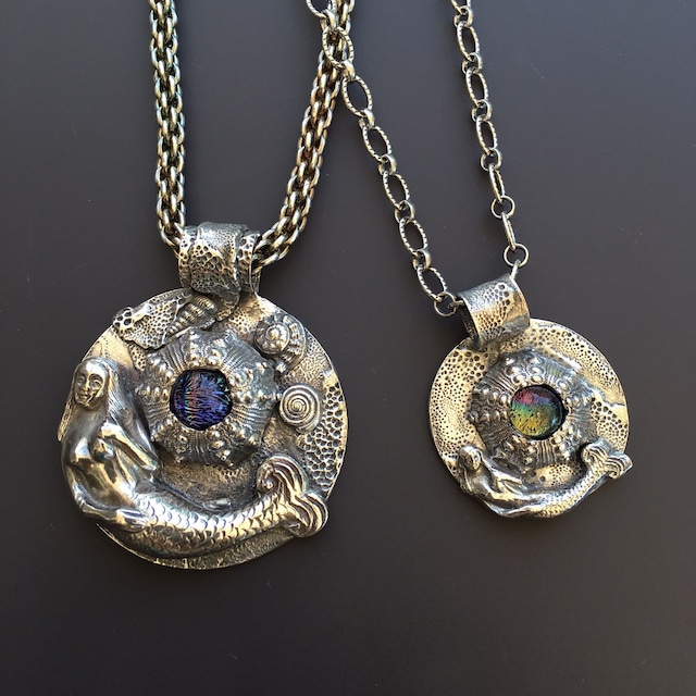 Handcrafted art jewelry and dichroic glass by the by MangoTango