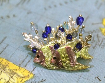 Vintage fish brooch | Etsy