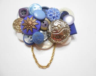 Button brooch | Etsy