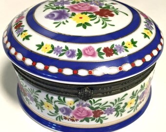 Ceramic jewelry box | Etsy