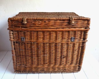 Wicker trunk | Etsy