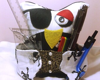 Novelty Desk Tidy/Tool Tidy Quirky Owl Desk Holder Novelty