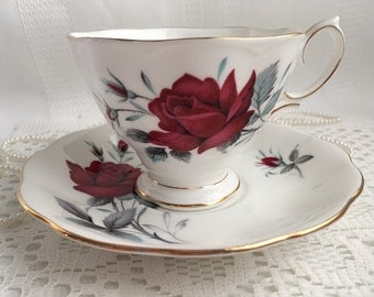 Red rose tea cup | Etsy