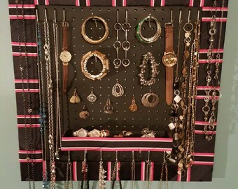 Items similar to Medium board jewelry display, earring and necklace ...