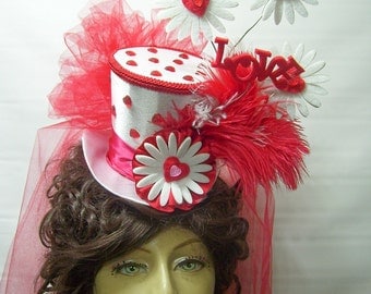 Queen of hearts hat | Etsy