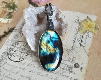Labradorite pendant | Etsy