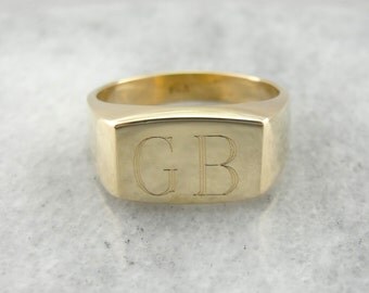 Stunning vintage men's signet ring-Silver gold and onyx