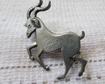 Goat brooch | Etsy