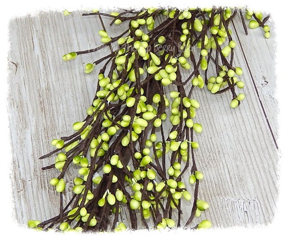 Spring Green Berry Garland Green Pip Berry Spring Garland