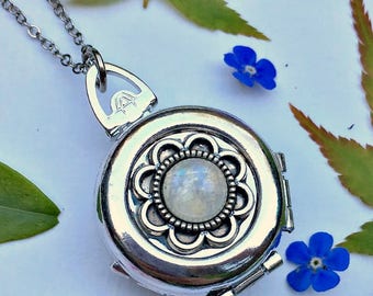 Moonstone locket | Etsy
