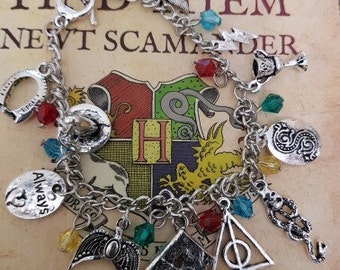 Items similar to Harry Potter House Lace Utility Garter - Pockets for ...