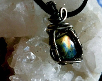 Spectrolite pendant | Etsy