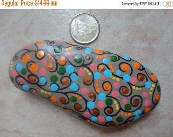 Painted pebbles | Etsy