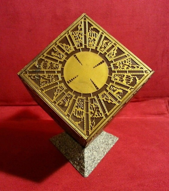 Hellraiser Pinhead Puzzle Box Display Stand Holder Hand