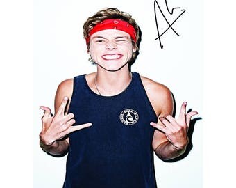 Ashton irwin | Etsy