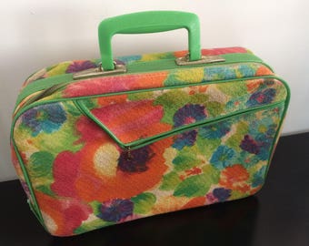 Green train case | Etsy